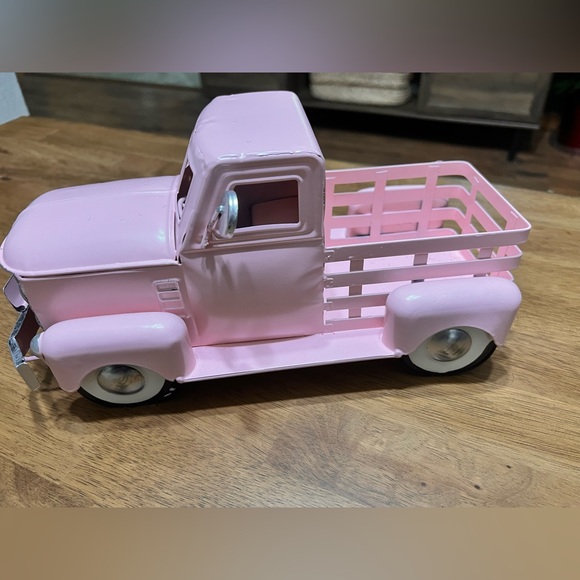 Hobby Lobby | Accents | Hobby Lobby Metal Decorative Truck | Poshmark